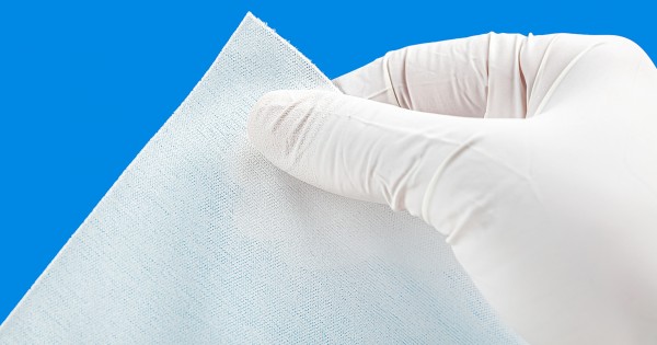 Multiclean-LD® Cleanroom Wiper | 9x9" | ISO 5+ | Pack / 150 Sheets